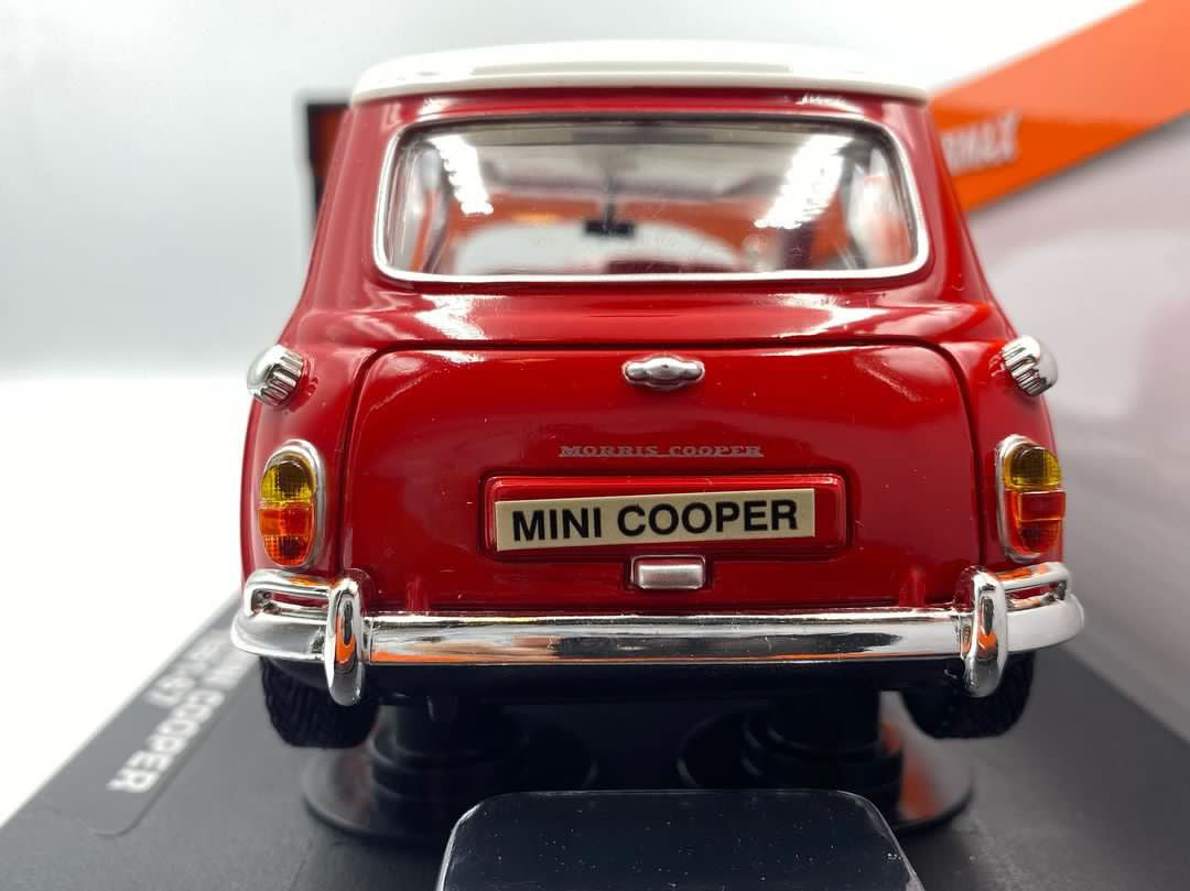 MotorMax ‘61-‘67 Mini Cooper 1:18. – diecastcars1